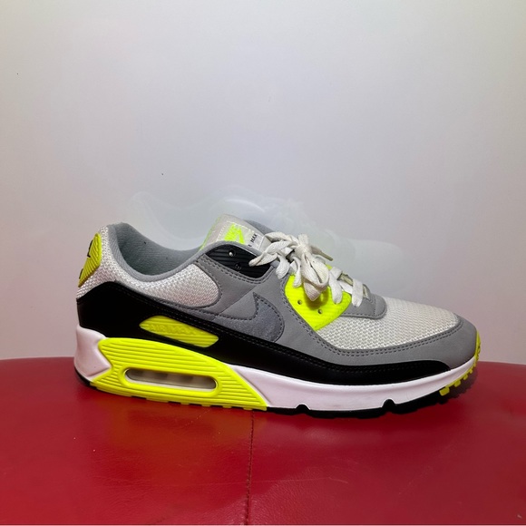 Nike | Shoes | Nike Air Max 9 Volt Sz3m | Poshmark